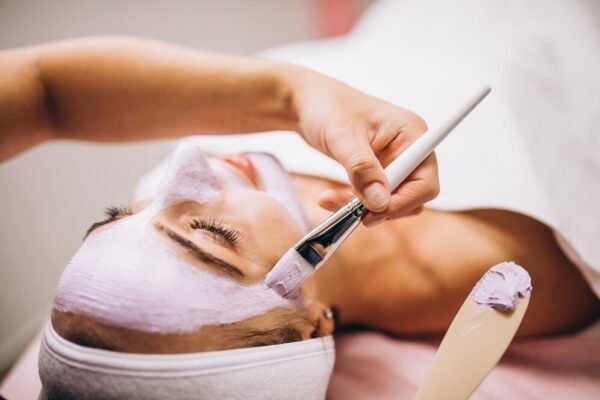 Artic Berry Illuminating Facial – Wisdom Wellness